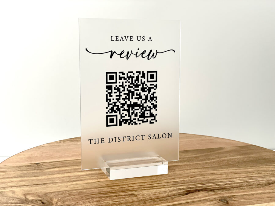 Optimiza tu código QR en acrílico: información esencial y más